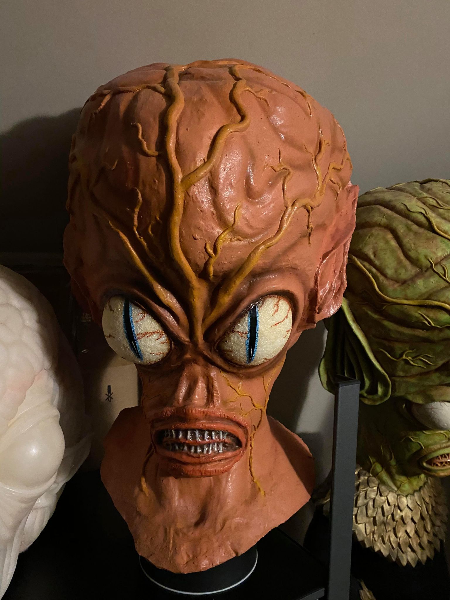 MONSTROUS MASK REVIEWS (SPECIAL EDITION): Invasion of the Saucer-Men ...