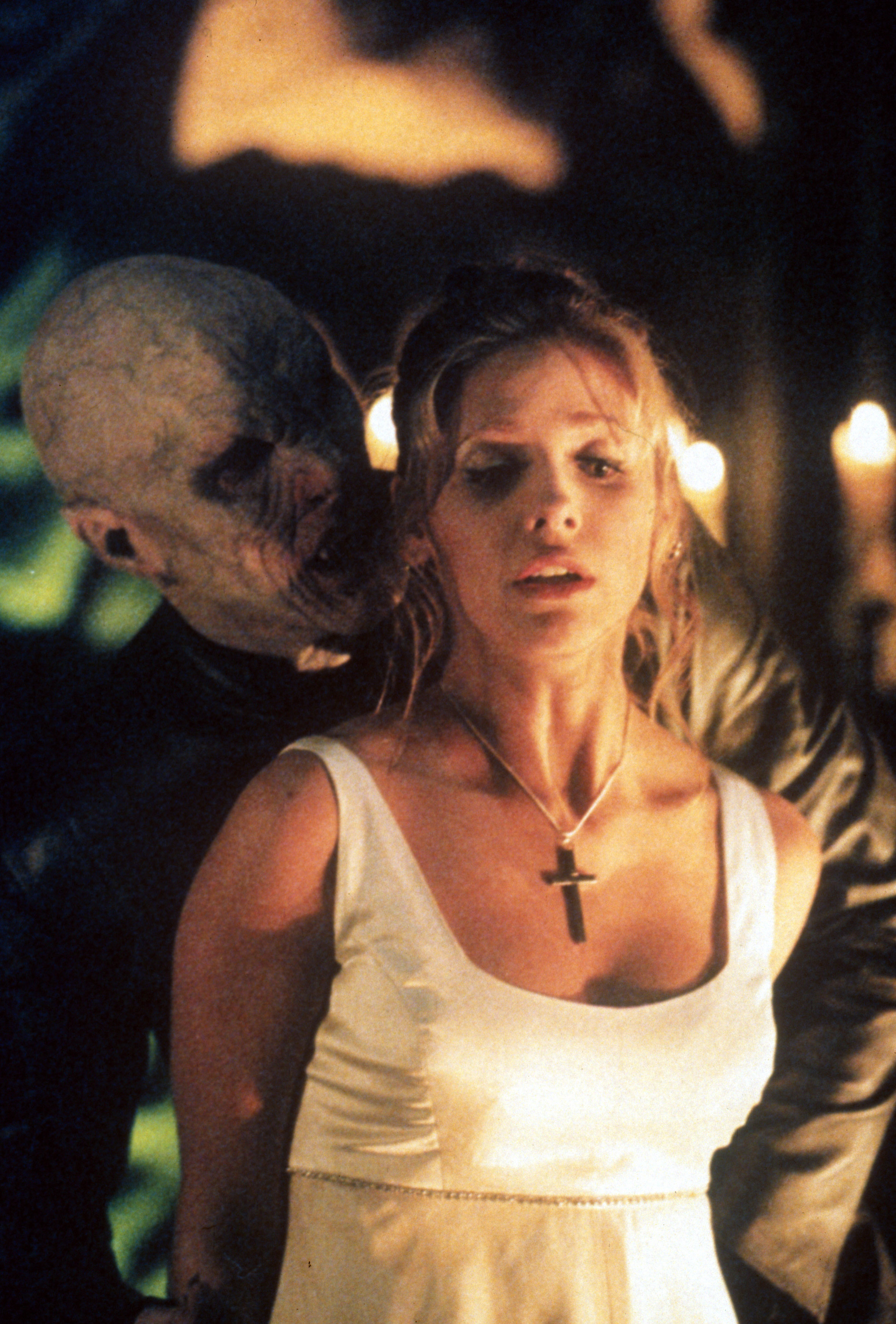 From Teen Angst to Vampire Fangs: Season One of Buffy - David's ...